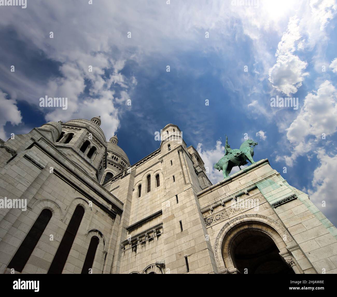 Basilica of the Sacred Heart of Paris, commonly known as Sacre-Coeur ...