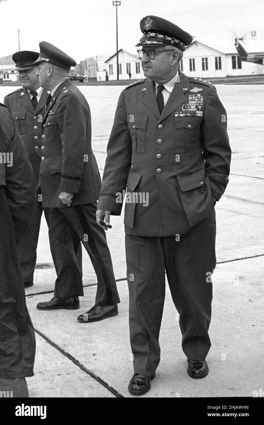 Curtis lemay hi-res stock photography and images - Alamy
