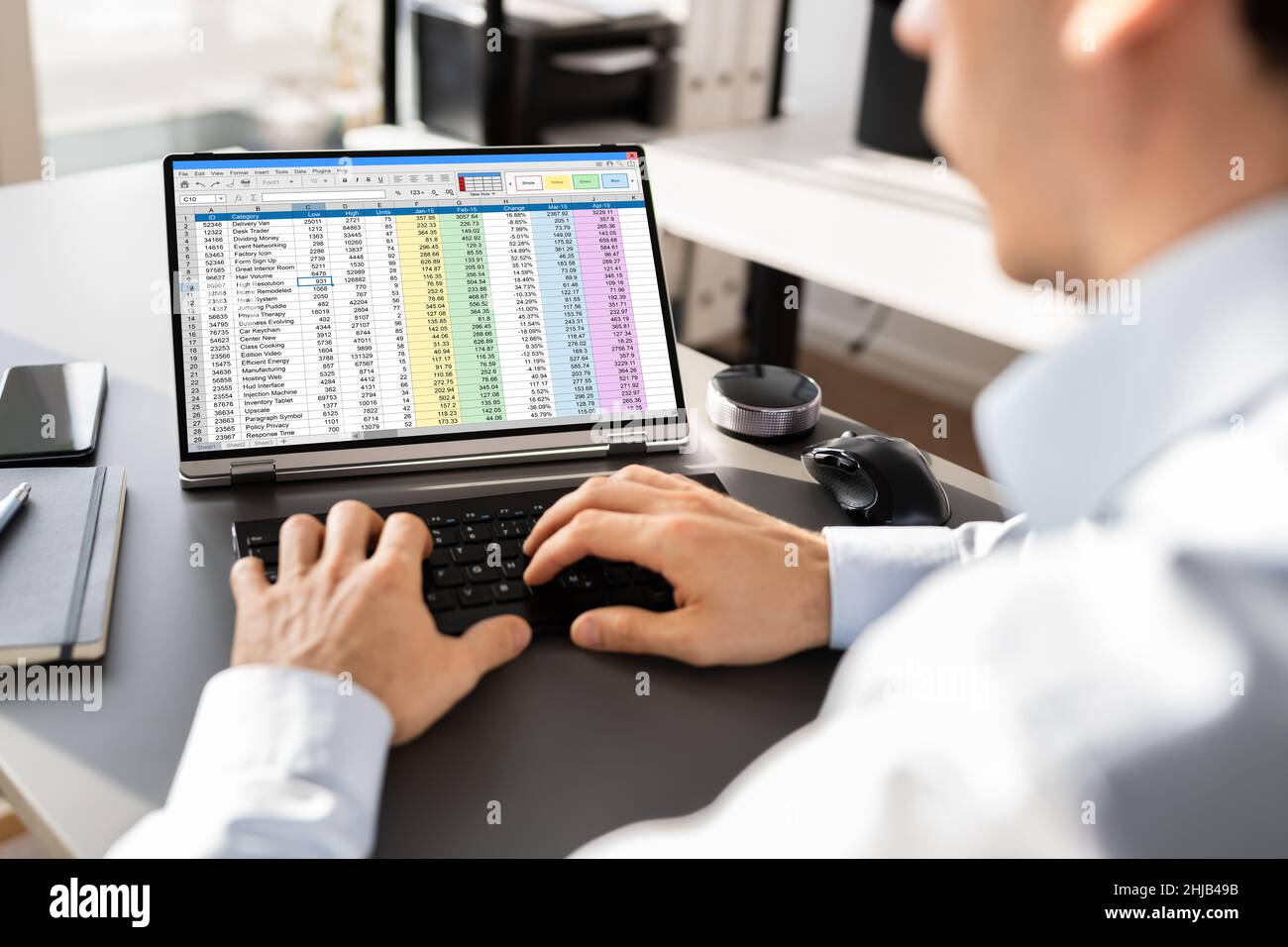 Medical data software technology hi-res stock photography and images ...