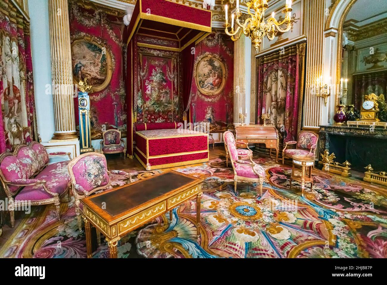 PARIS, FRANCE - February 15, 2018: Interior of the Louvre, the world's ...