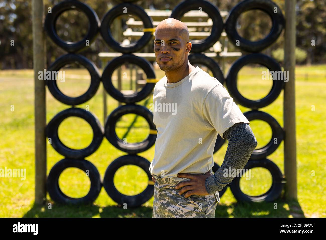 African american army soldier hi-res stock photography and images - Alamy
