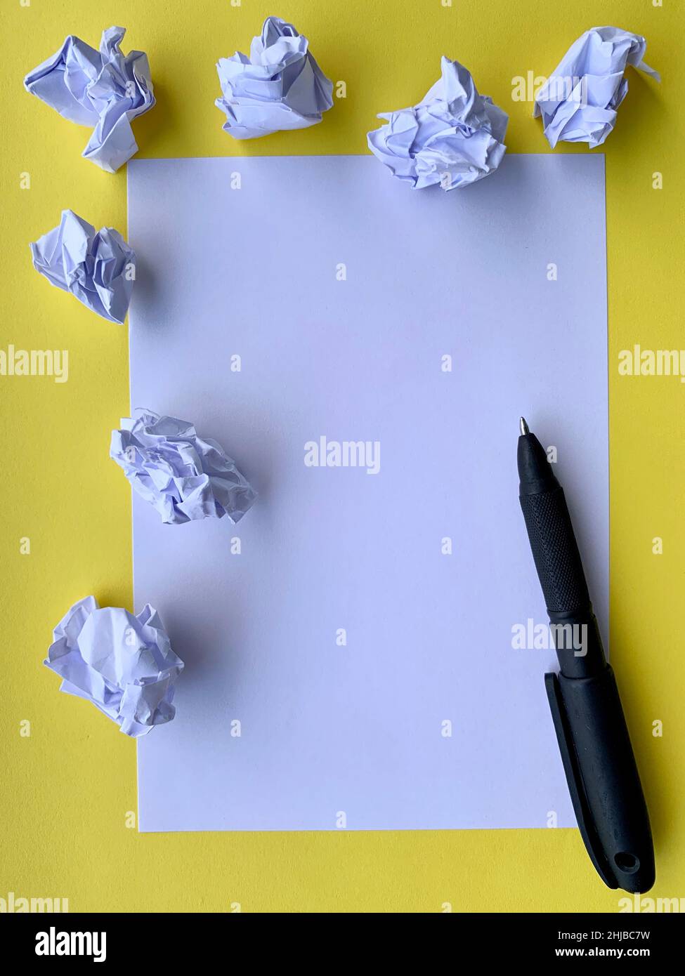 Blank paper waiting for idea. Office concept Stock Photo - Alamy
