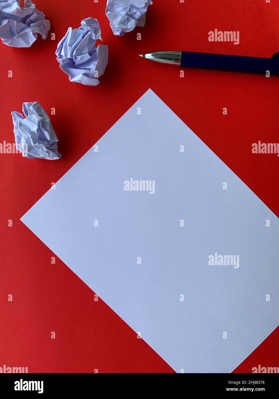 Blank paper waiting for idea. Office concept Stock Photo - Alamy