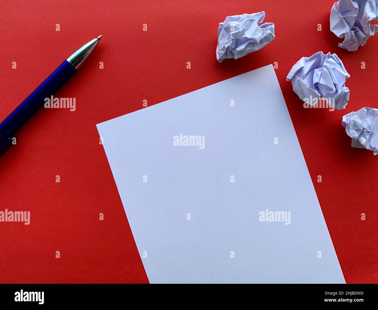 Blank paper waiting for idea. Office concept Stock Photo - Alamy