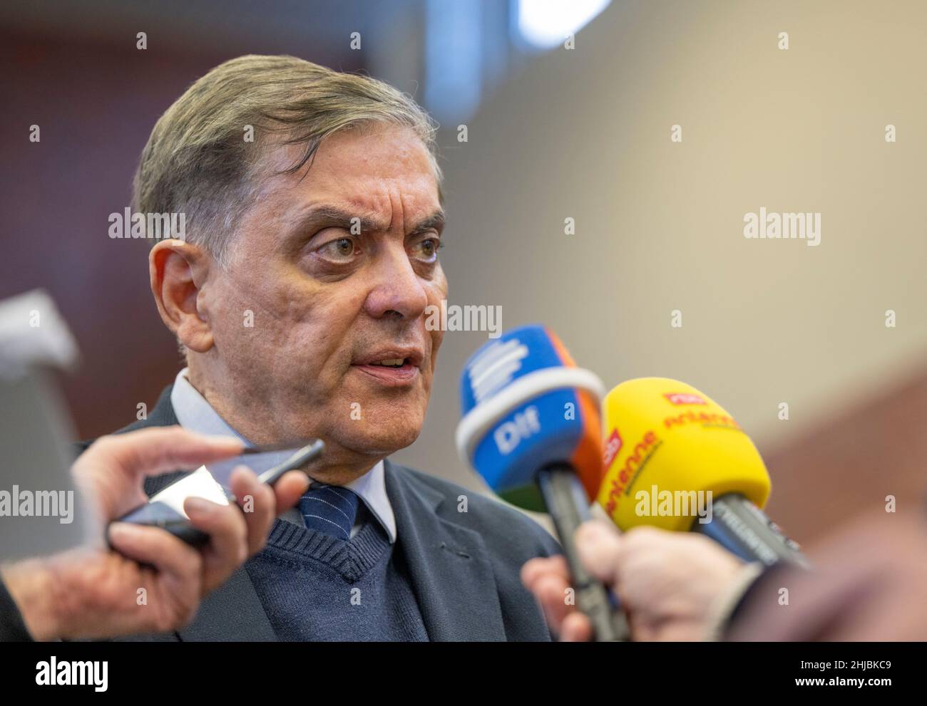 Sinti roma 1942 hi-res stock photography and images - Alamy