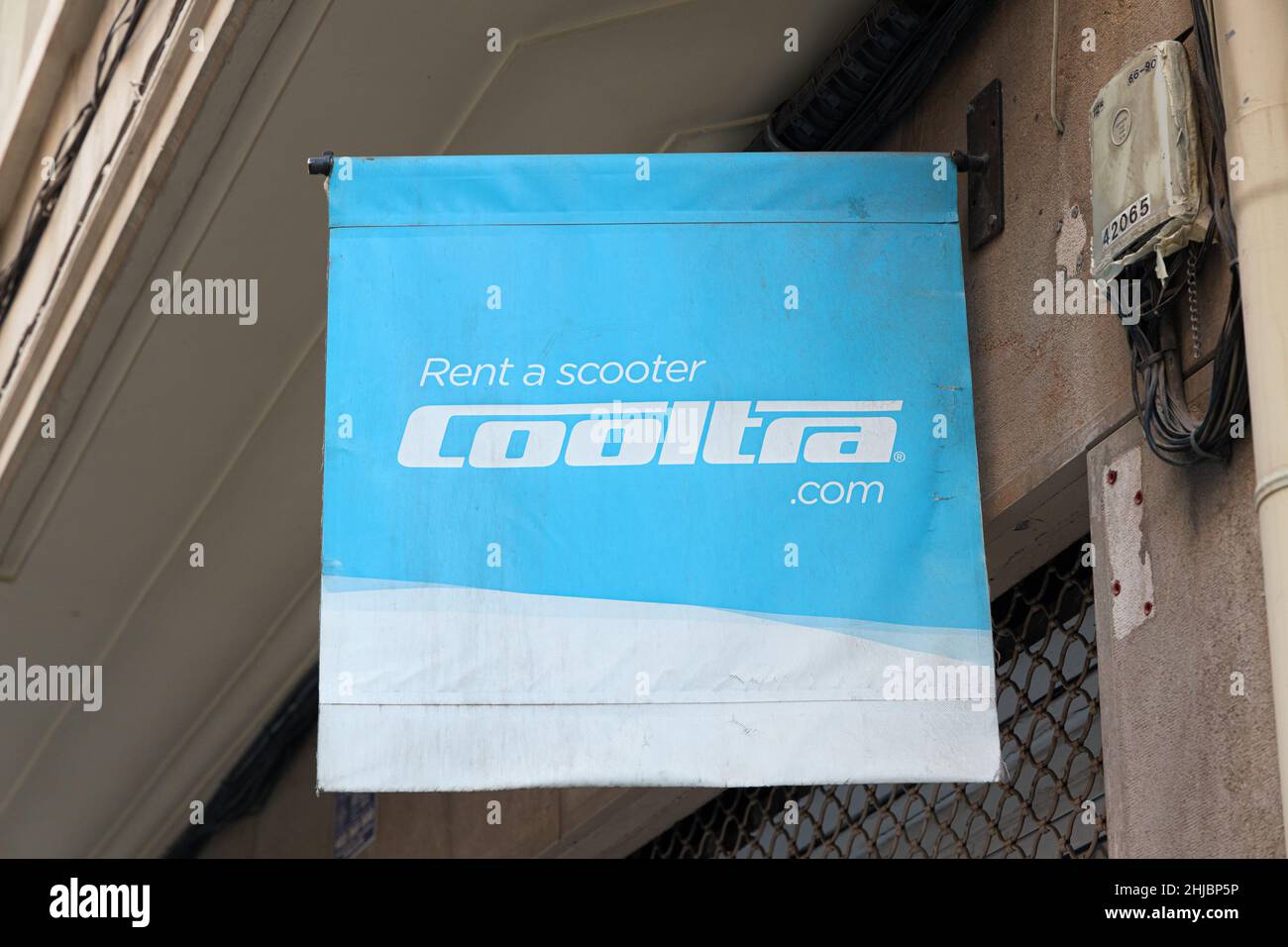 Cooltra logo hi-res stock photography and images - Alamy