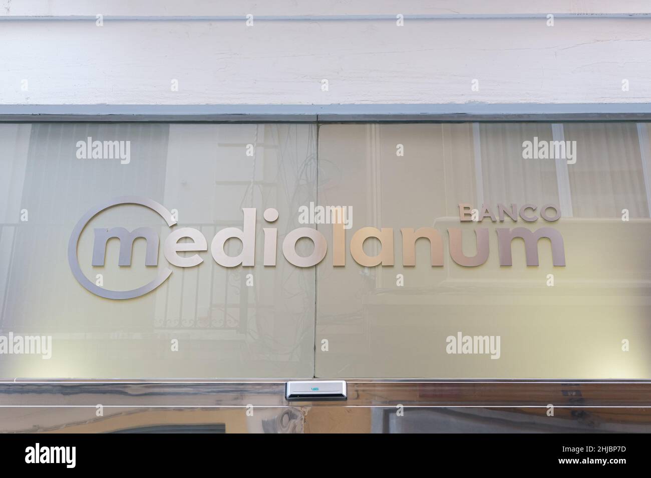 Mediolanum logo hi-res stock photography and images - Alamy