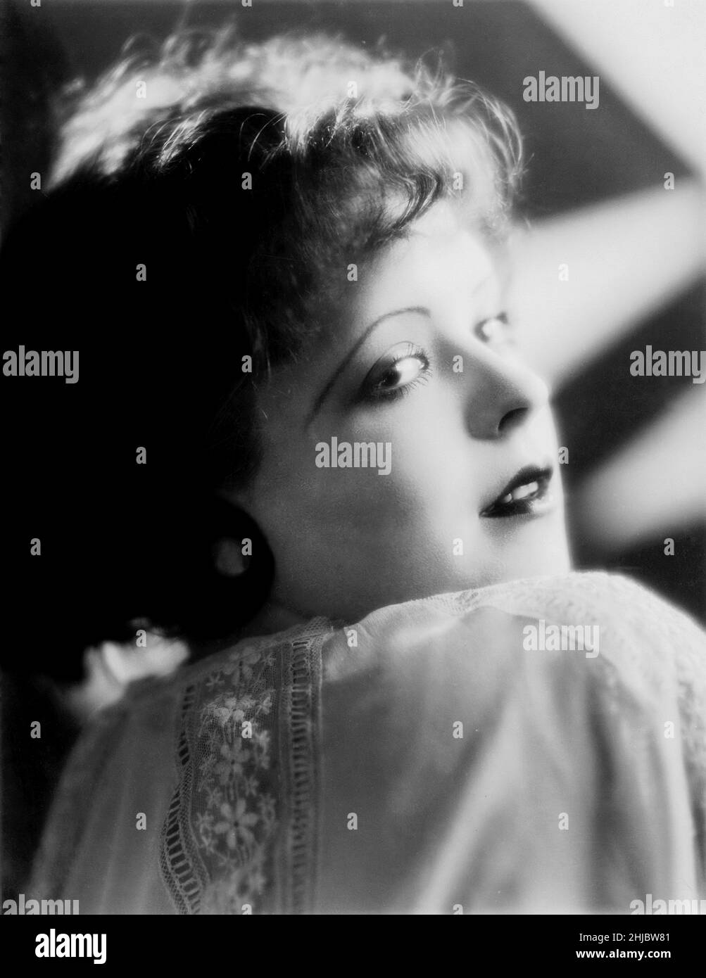 Clara Bow American Actress (1905-1965) Portrait, 1927 Stock Photo - Alamy