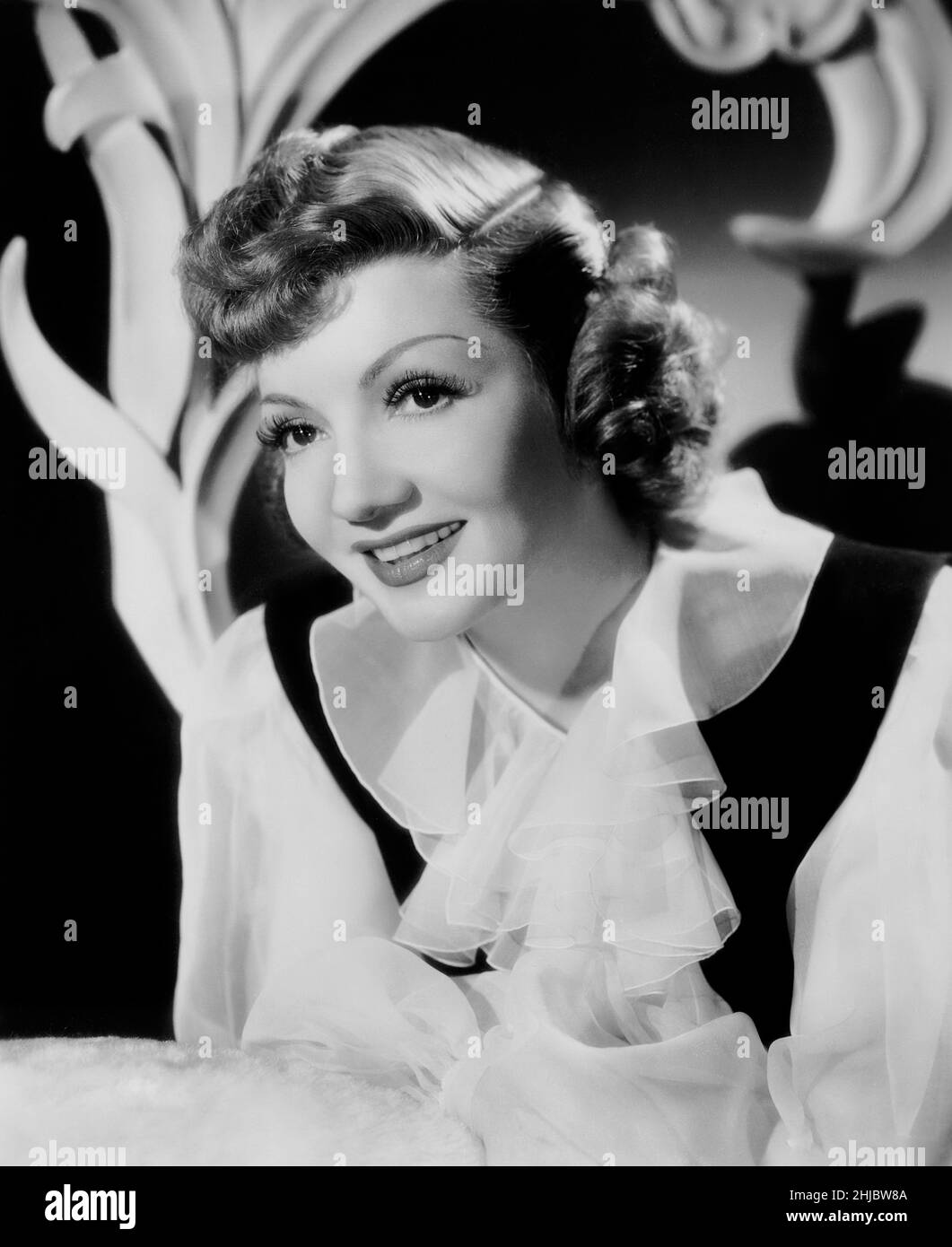 Claudette colbert american actress hi-res stock photography and images ...