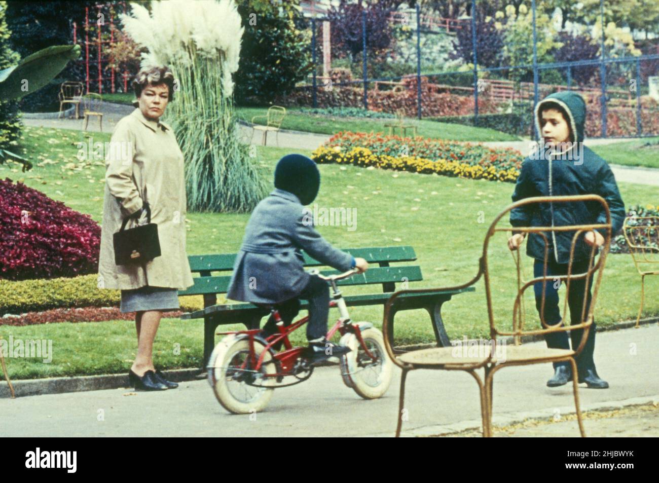 Le chat Year: 1971 Director: Pierre Granier-Deferre Simone Signoret ...