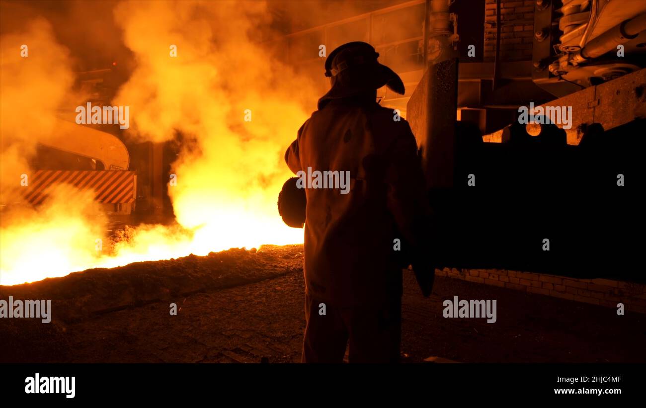 Fire refining process hi-res stock photography and images - Alamy