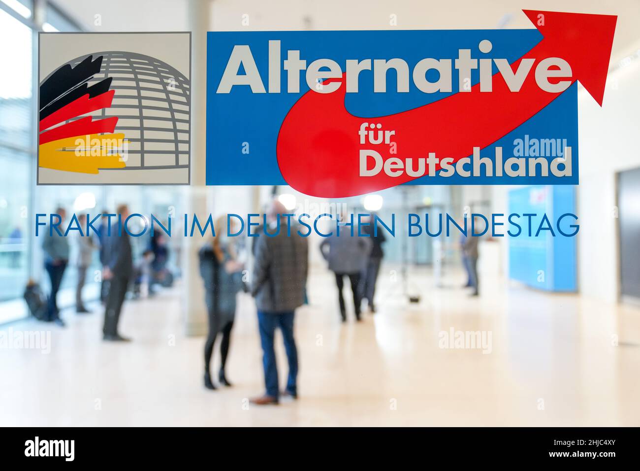 PRODUCTION - 10 November 2021, Berlin: Members of the AfD parliamentary ...