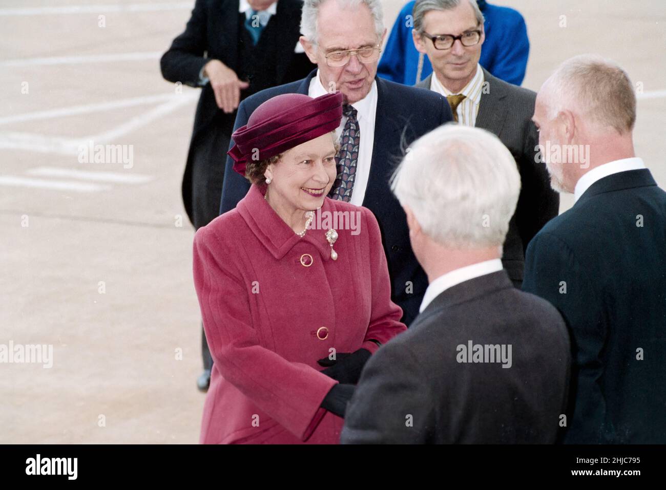 Queen Elizabeth II Heathrow Airport April 1990 Stock Photo - Alamy