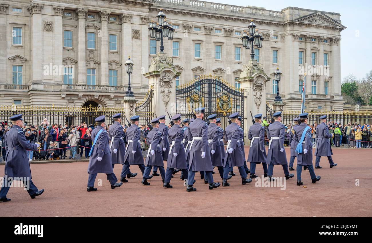 Changing of the Queen’s Guard by the Queen‘s Colour Squadron Royal Air ...