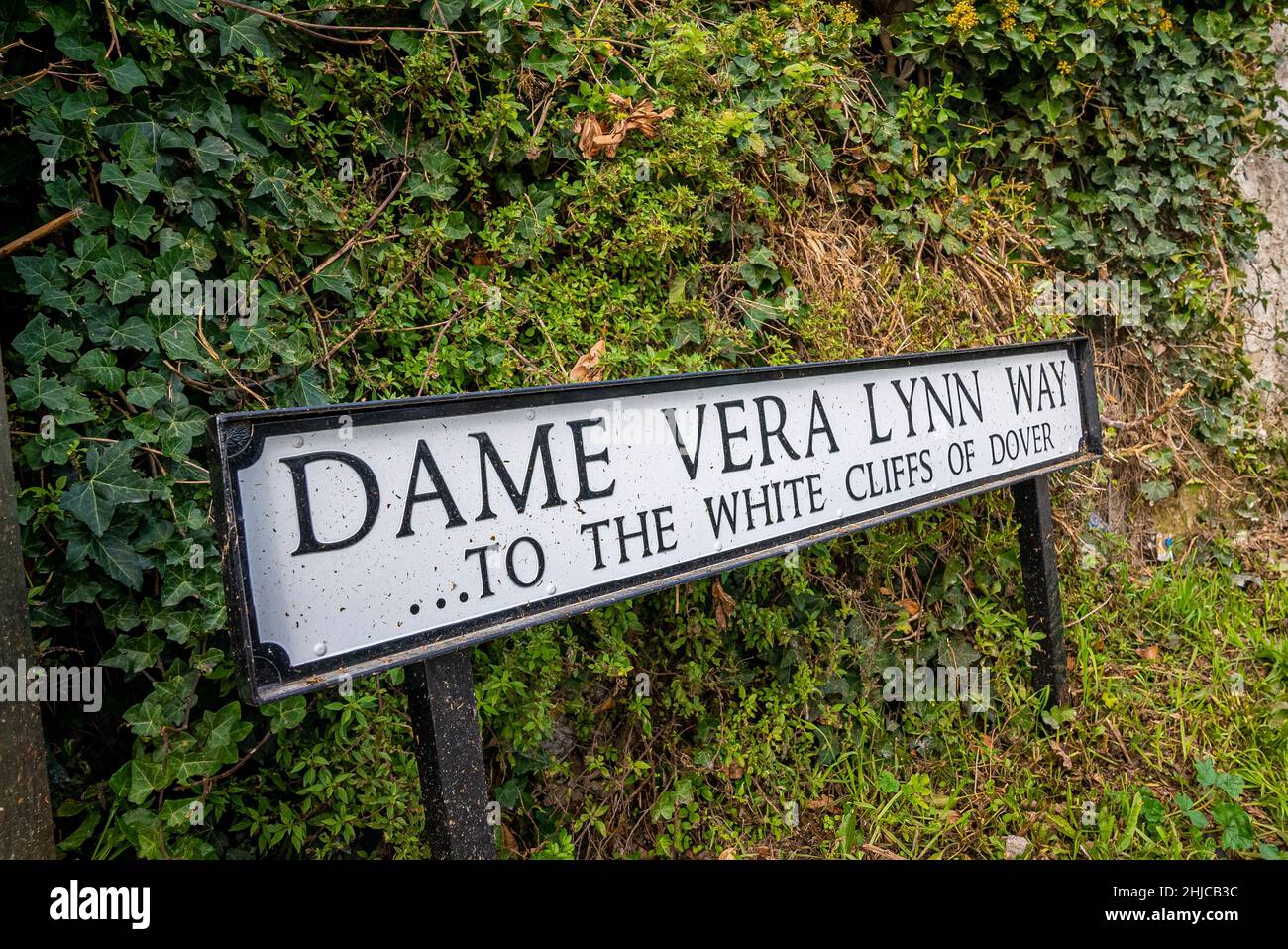 Signage of way to the famous White cliff of Dover in Kent Stock Photo ...