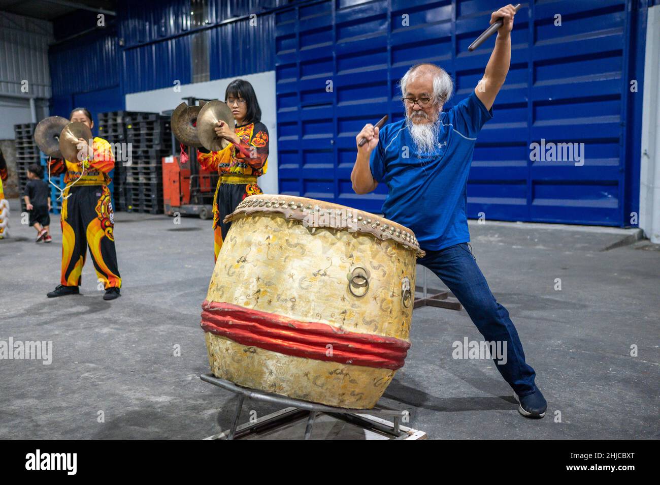 Tiger dance hi-res stock photography and images - Alamy