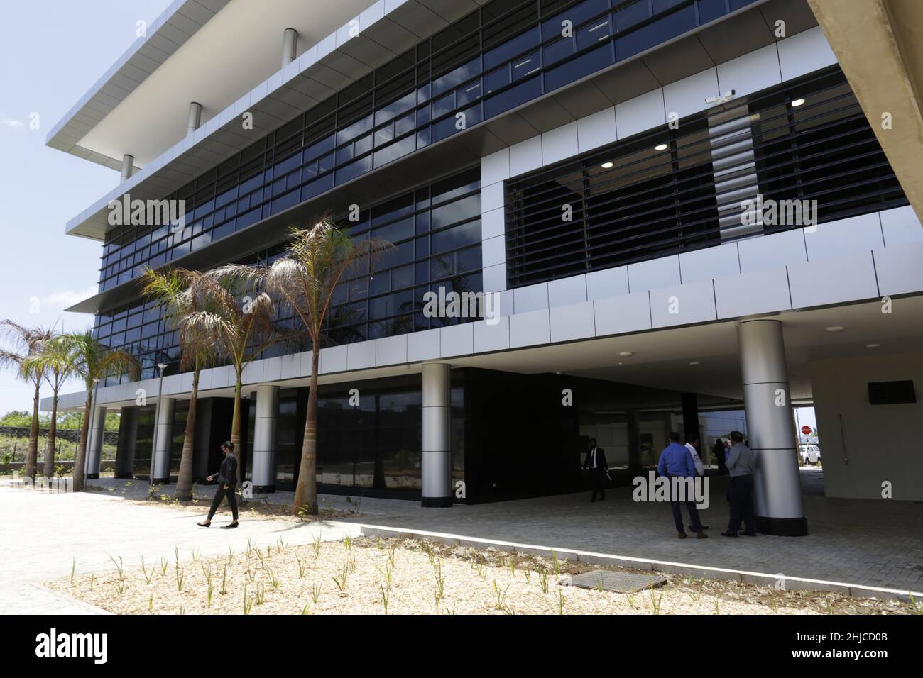 Le directeur general de la mra a souligne que la hi-res stock ...