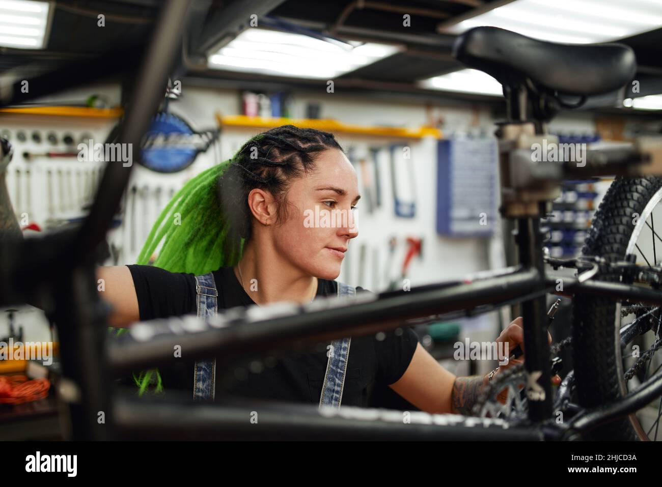 Bike maintenance facility hi-res stock photography and images - Alamy