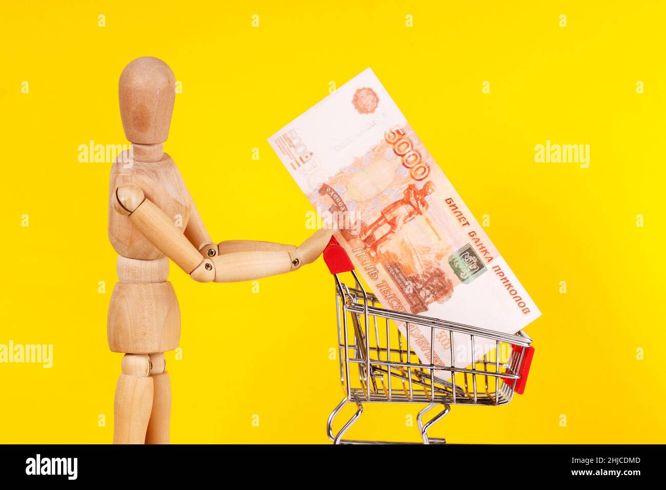 Shopping cart bill five thousand hi-res stock photography and images ...