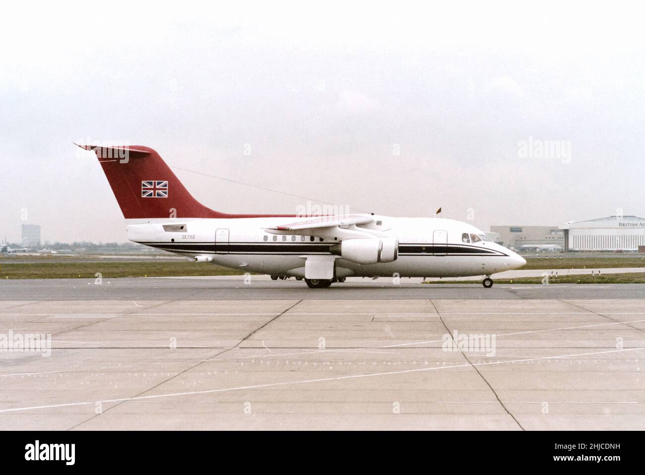 Queen Elizabeth II's Royal Flight 1992 March 31st Heathrow C/N 011590 ...