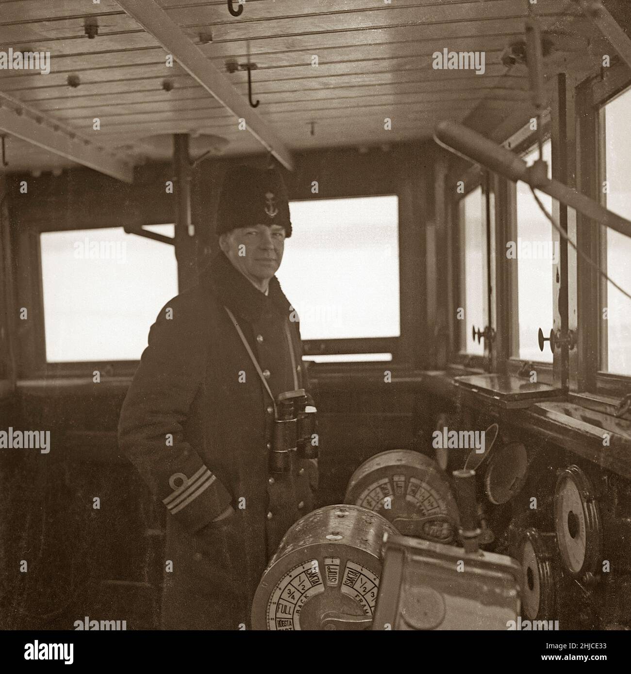 Winter at sea in the 1940s. Pictured the swedish icebreaker Ymer ...
