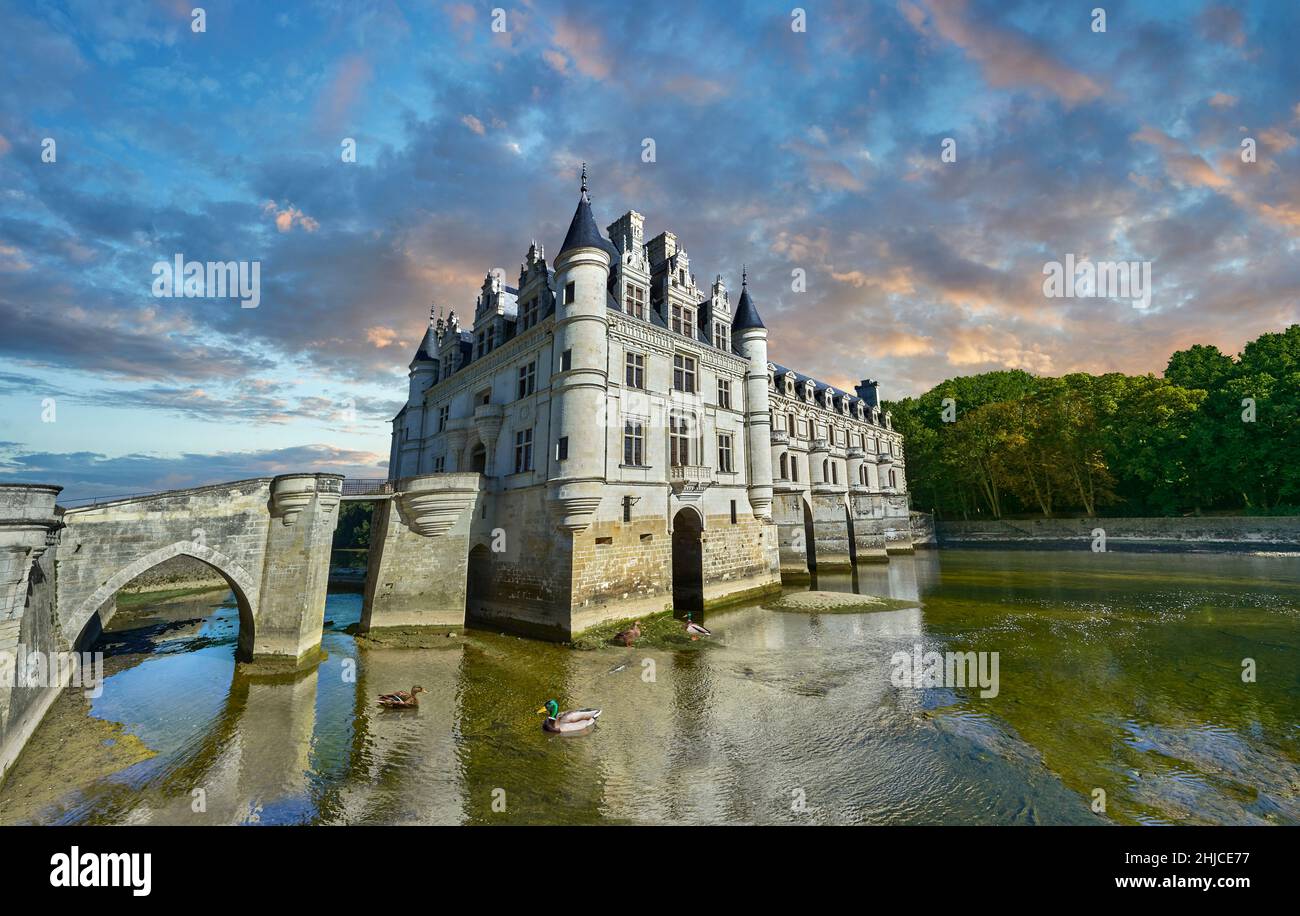 The Renaissance Chateau de Chenonceau spanning the river Cher, Indre-et ...