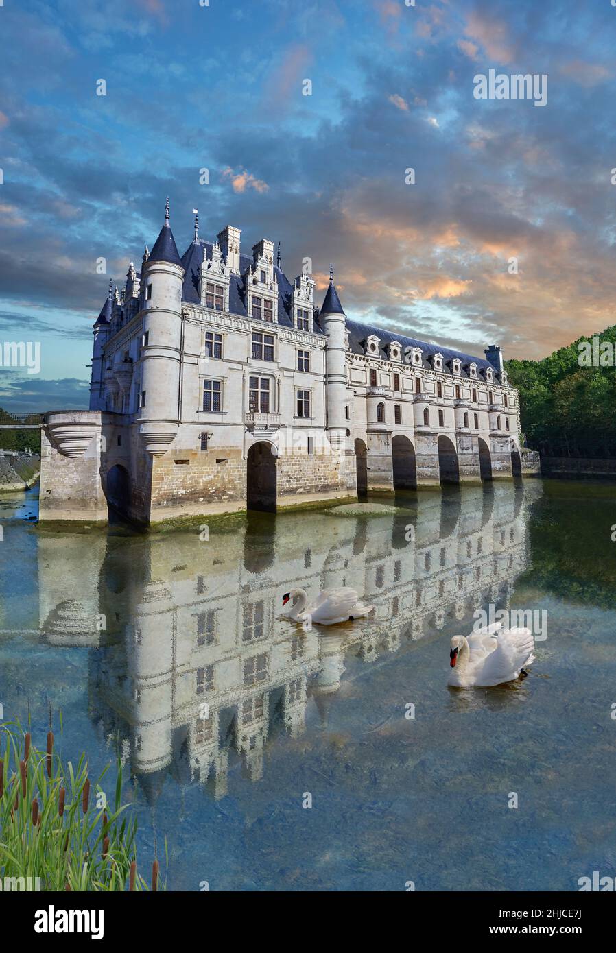 The Renaissance Chateau de Chenonceau spanning the river Cher, Indre-et ...