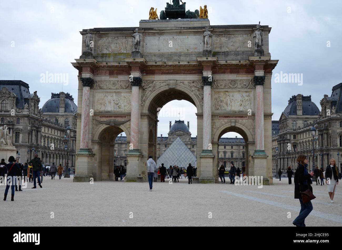 Arc de Triomphe du Carrousel in Paris, France Stock Photo - Alamy