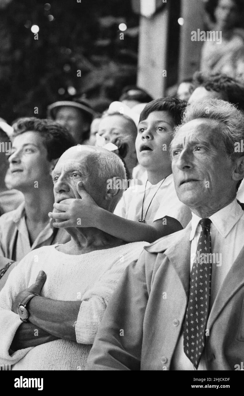 Pablo picasso with his son claude hi-res stock photography and images ...