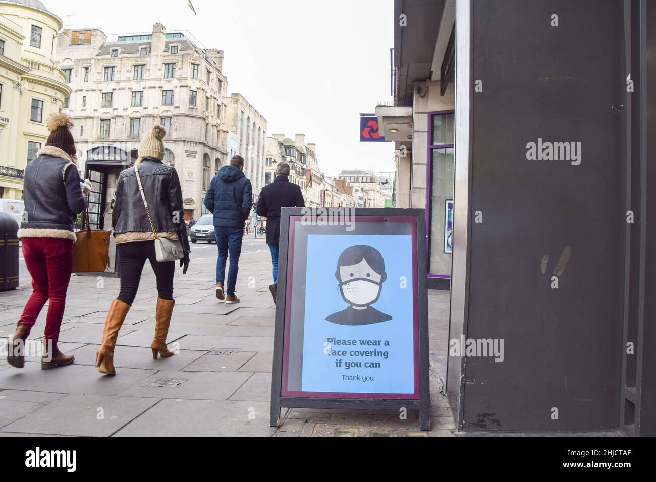 Mandatory face protection mandate hi-res stock photography and images ...