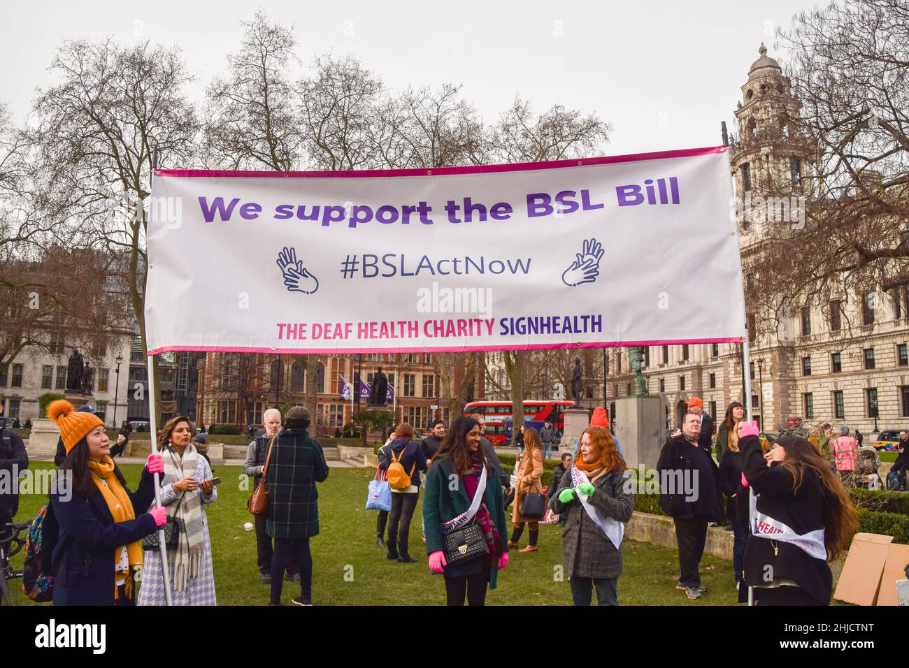 London, UK. 28th Jan, 2022. Hundreds of people gathered in Parliament ...
