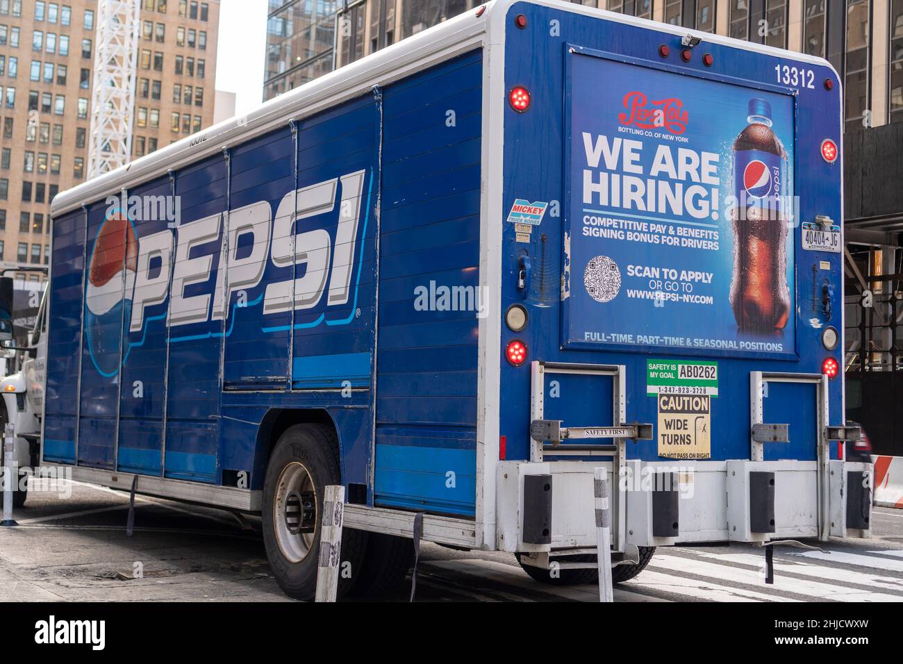 Pepsi cola delivery truck hi-res stock photography and images - Alamy