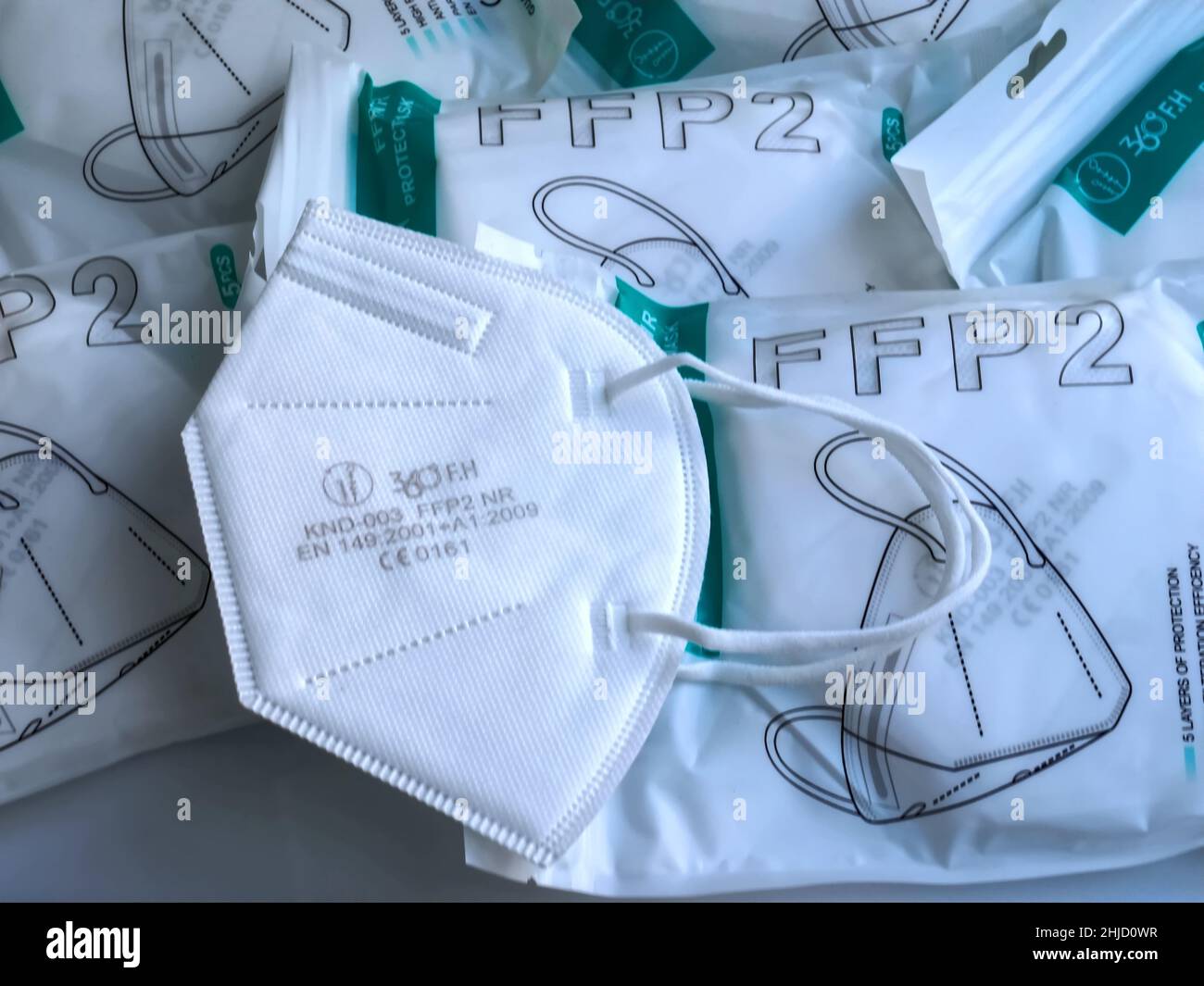 Package with FFP2 protection masks to help against Corona pandemic ...