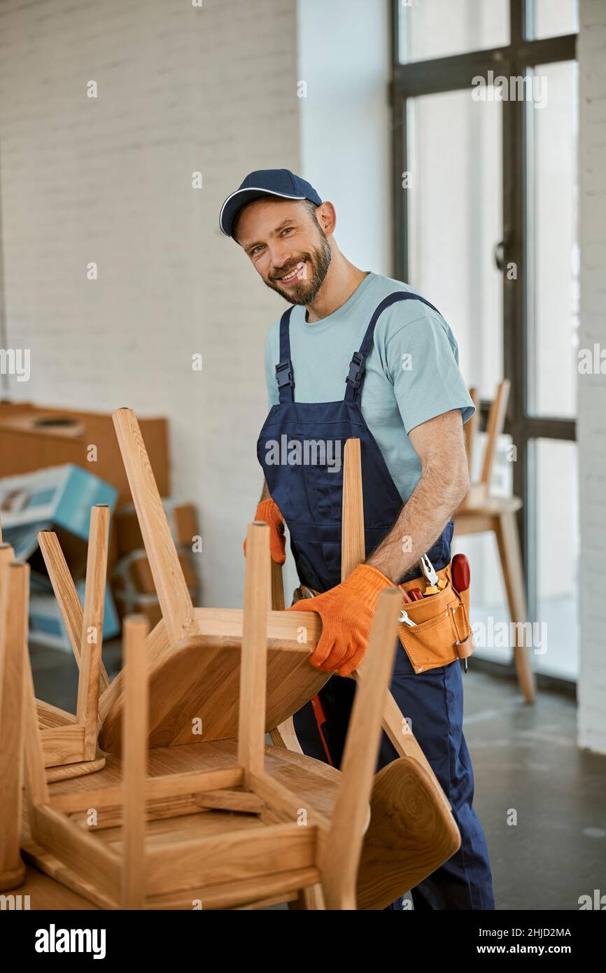 Man repair chair hi-res stock photography and images - Alamy