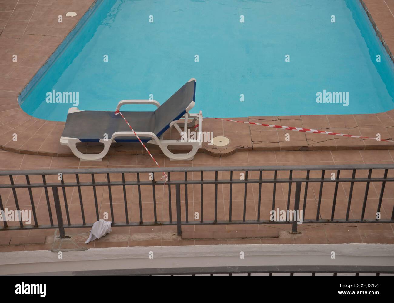 Strong 'Calima' wind from the African coast affecting Playa de los ...