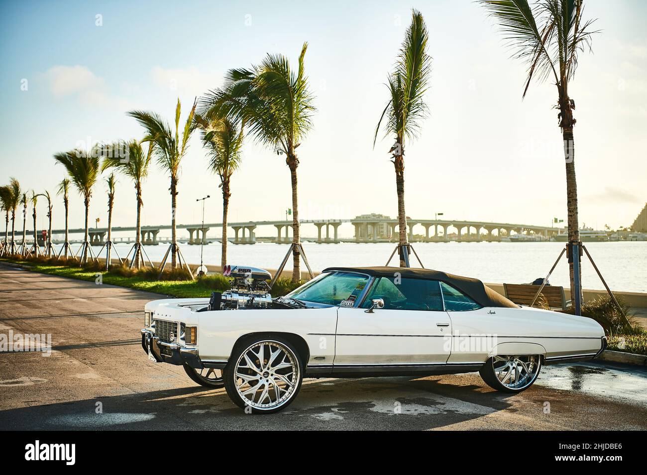Lowrider car hi-res stock photography and images - Alamy