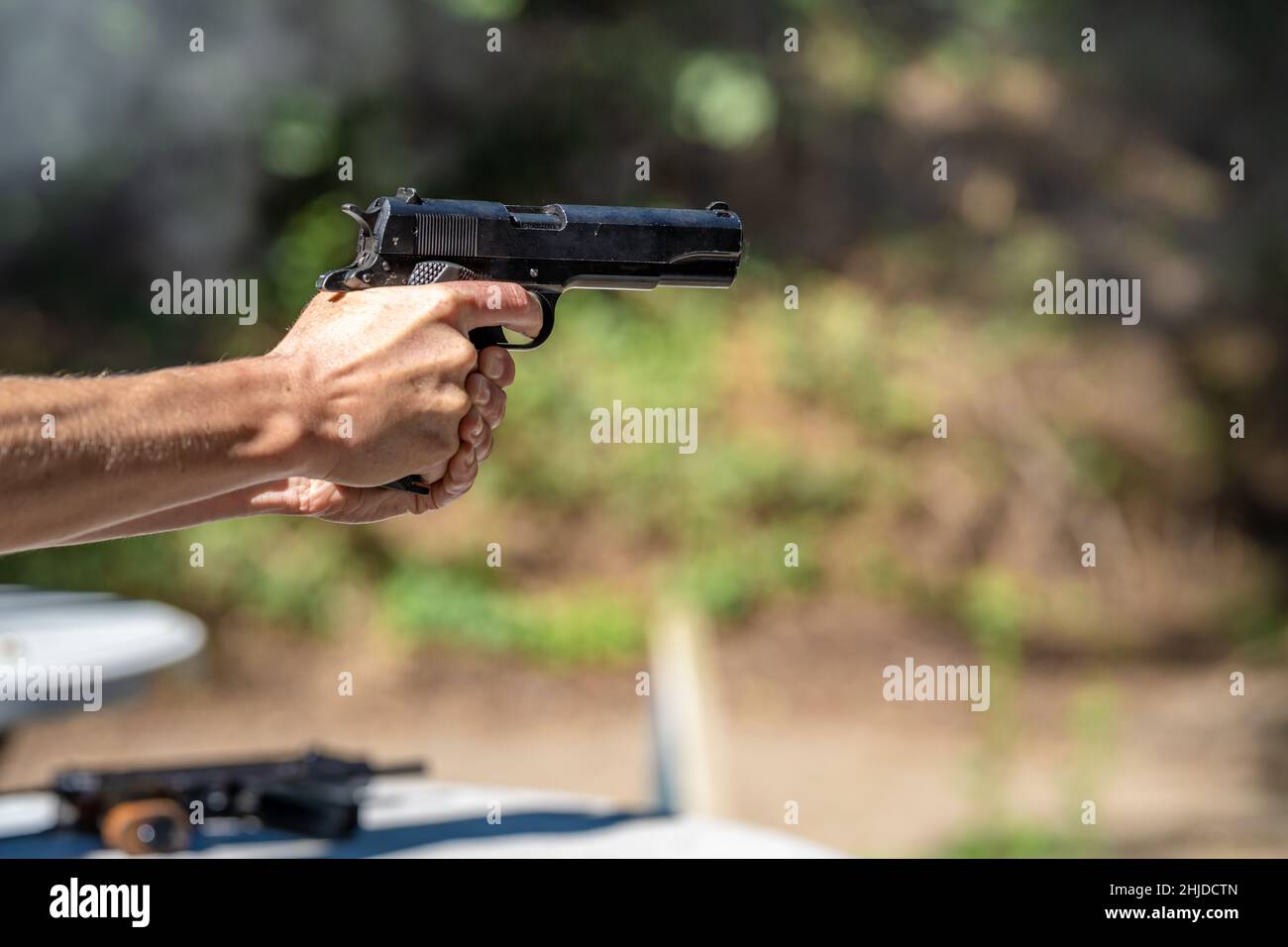 Shooting range pistol police hi-res stock photography and images - Alamy