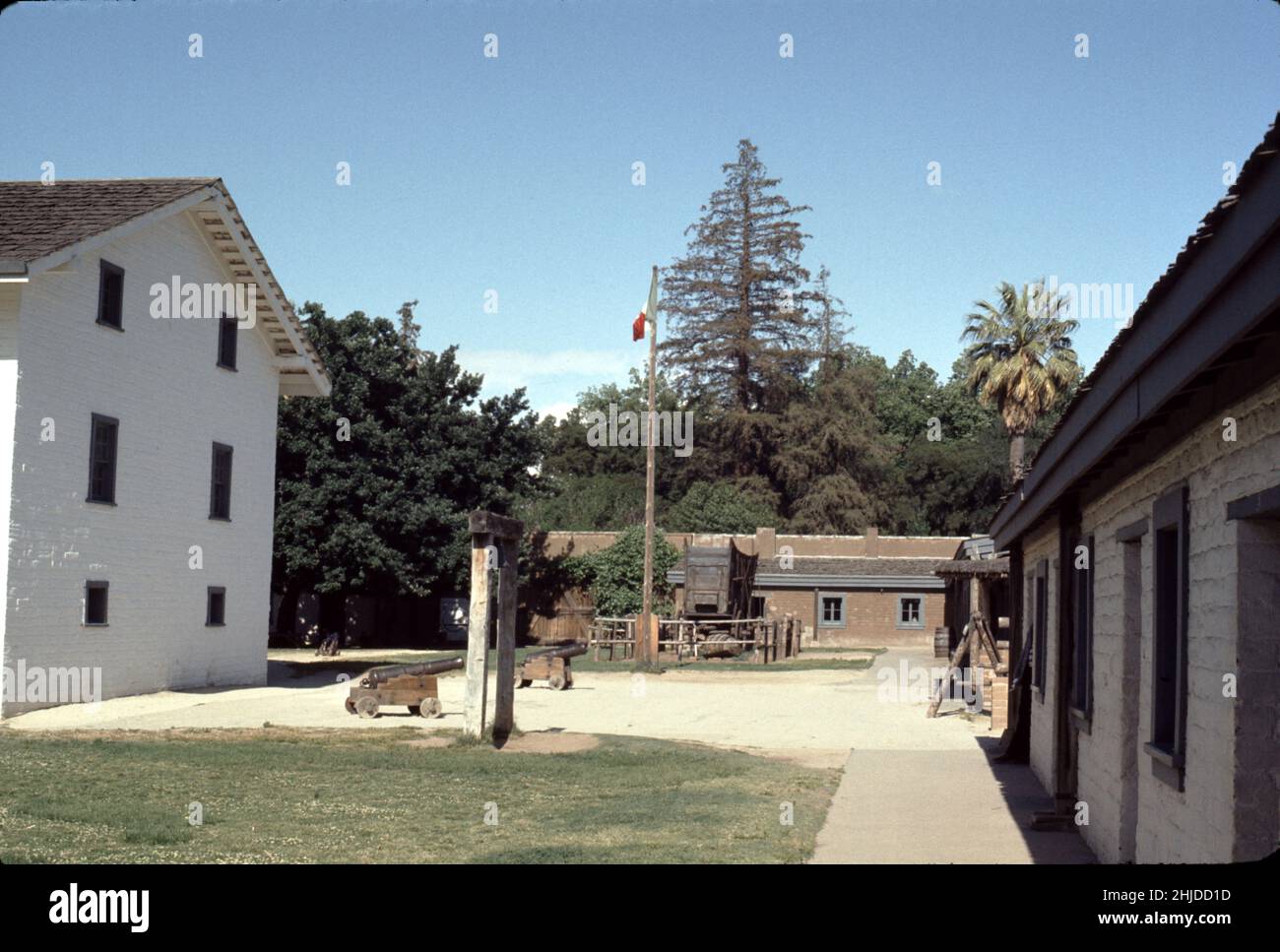 California sacramento sutter fort hi-res stock photography and images ...