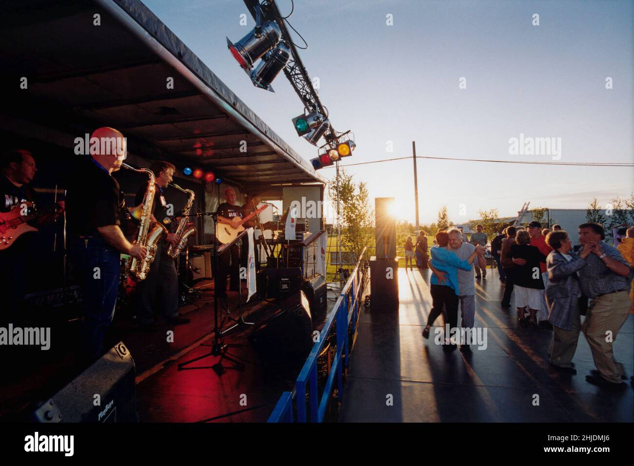 Summer night dancing hi-res stock photography and images - Alamy