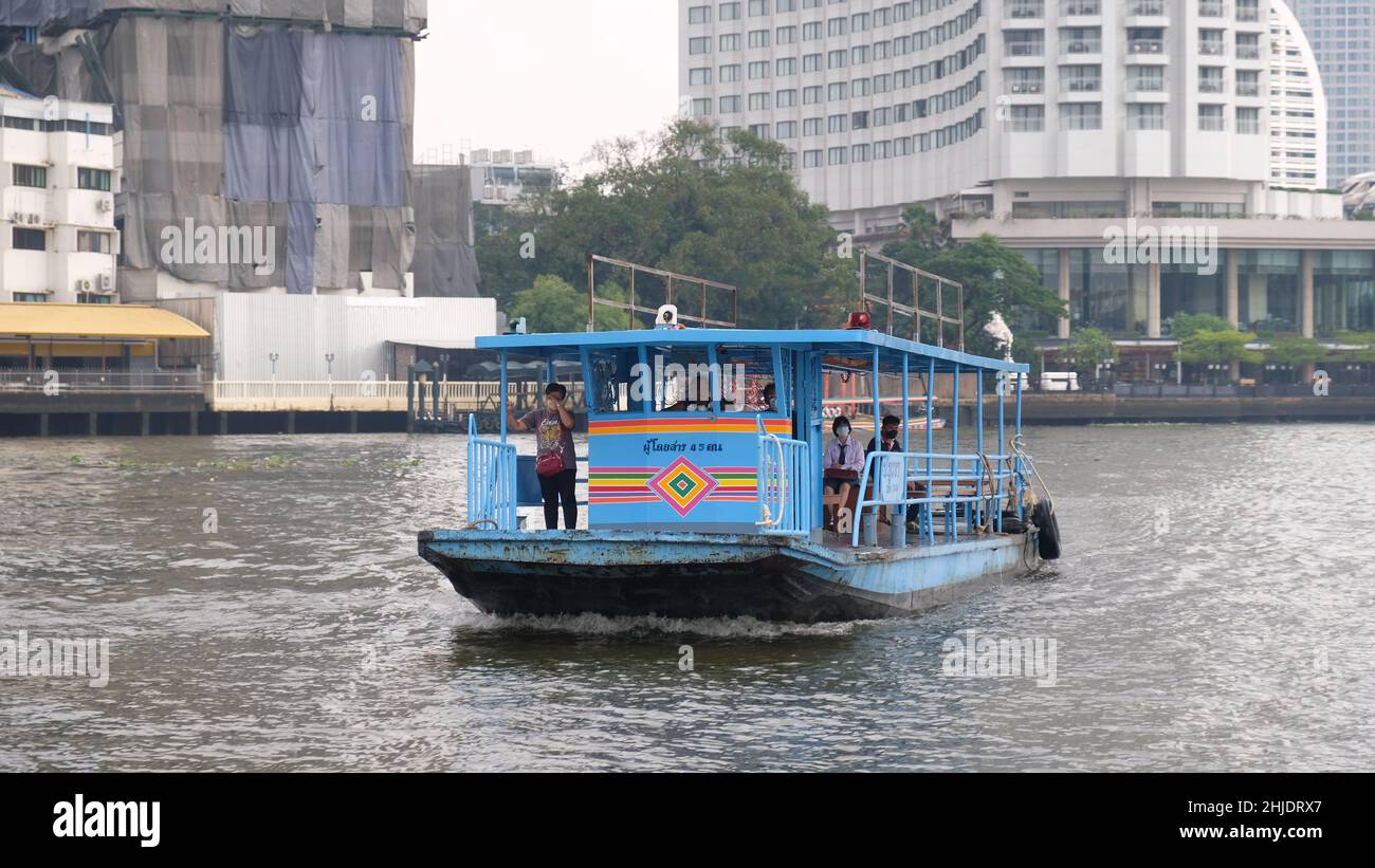 Klong san ferry boat hi-res stock photography and images - Alamy