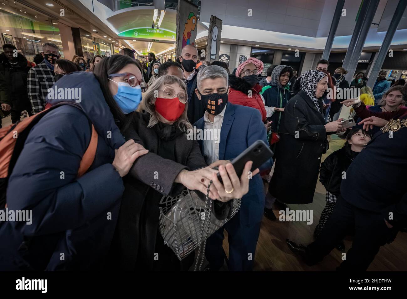 Sadiq khan photos hi-res stock photography and images - Alamy