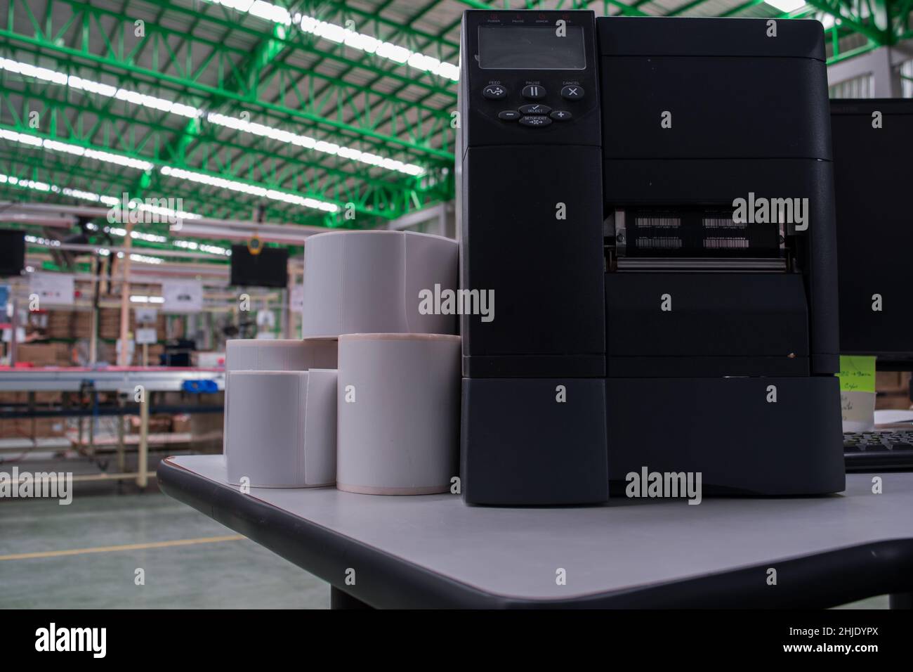 Label printer hi-res stock photography and images - Alamy