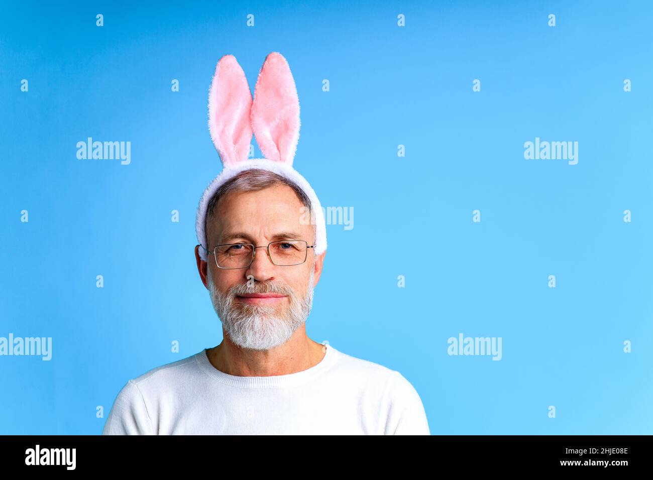 Rabbit costume hi-res stock photography and images - Alamy