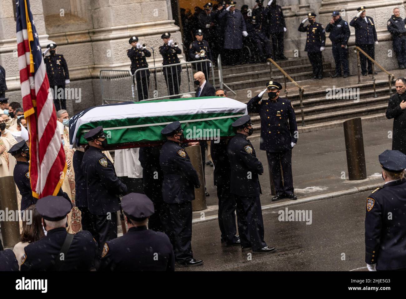 New York, USA. 28th Jan, 2022. Thousands of police officers gathered ...