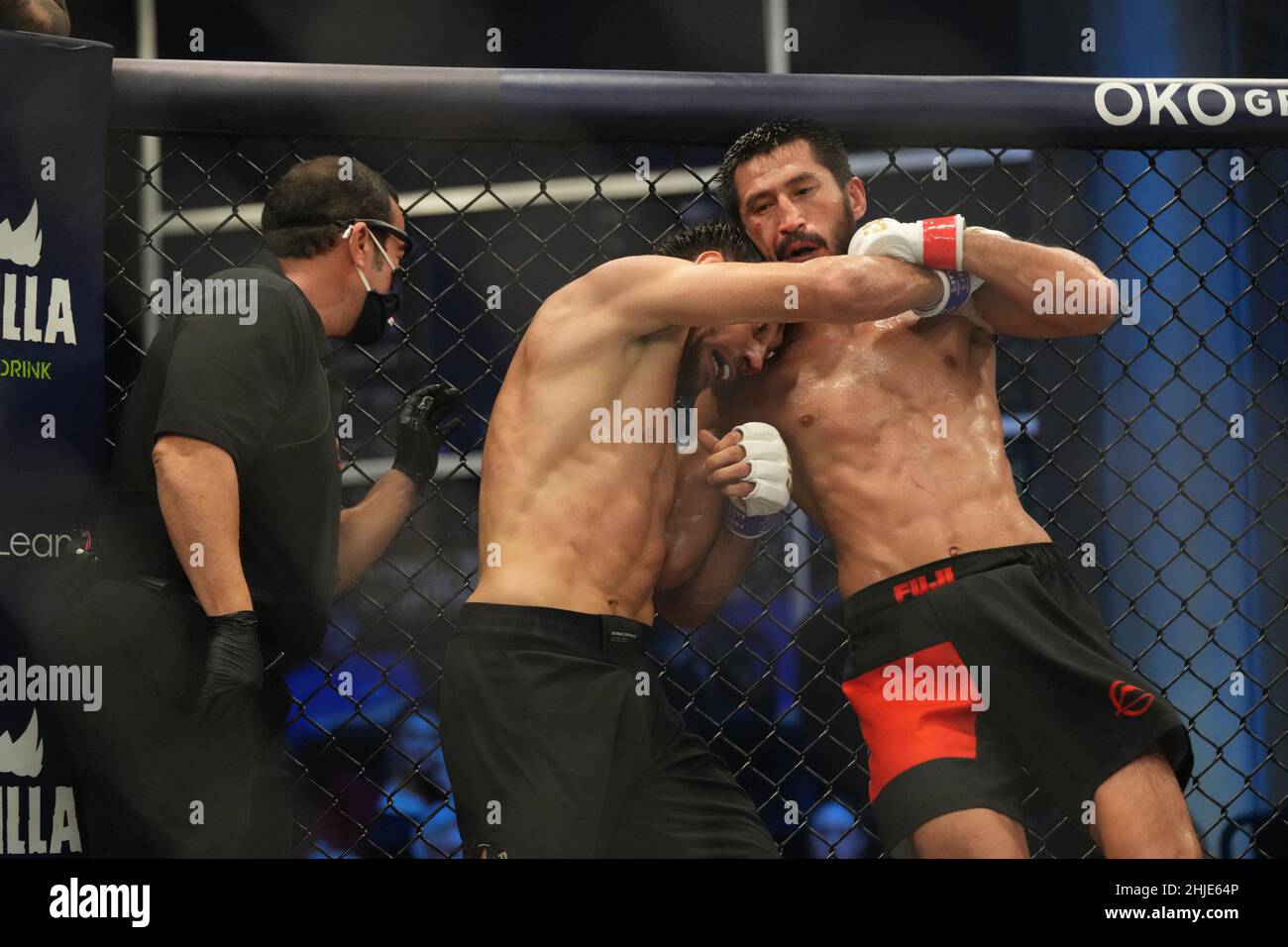 MIAMI, FL, Miami, Florida, USA. 28th Jan, 2022. MIAMI, FL- JANUARY 28: Arman Ospanov vs. Dylan ...