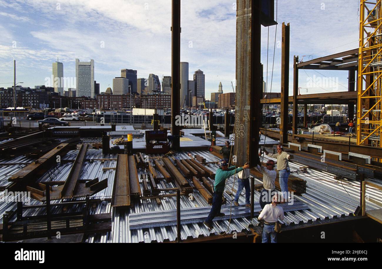 Constructors buildings hi-res stock photography and images - Alamy
