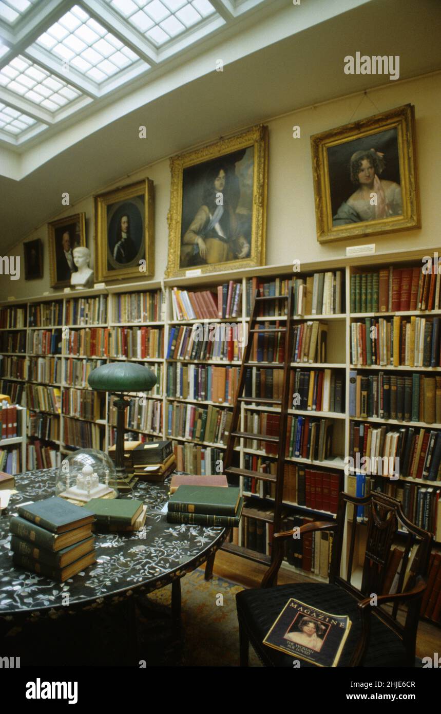 Providence athenaeum hi-res stock photography and images - Alamy