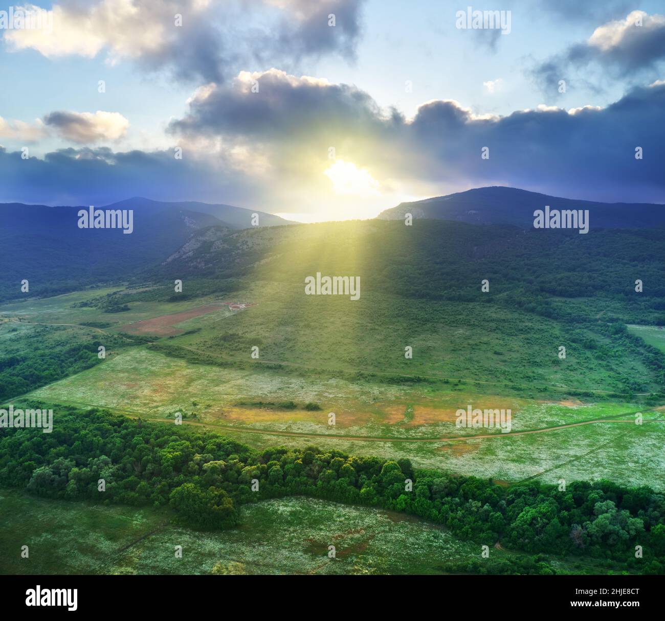 Sunlight beam hi-res stock photography and images - Alamy