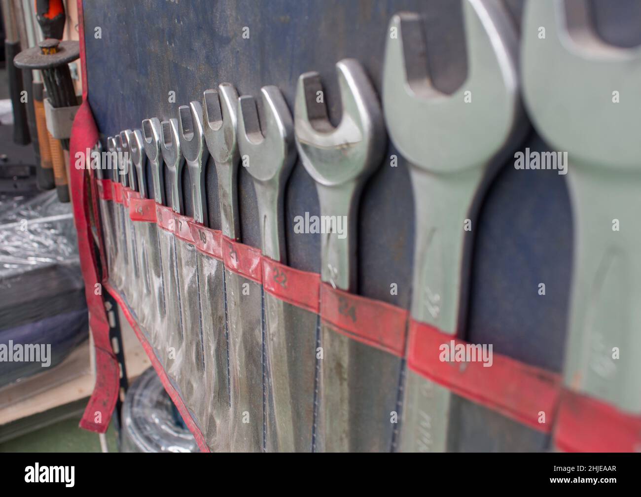 Tool set background hi-res stock photography and images - Alamy