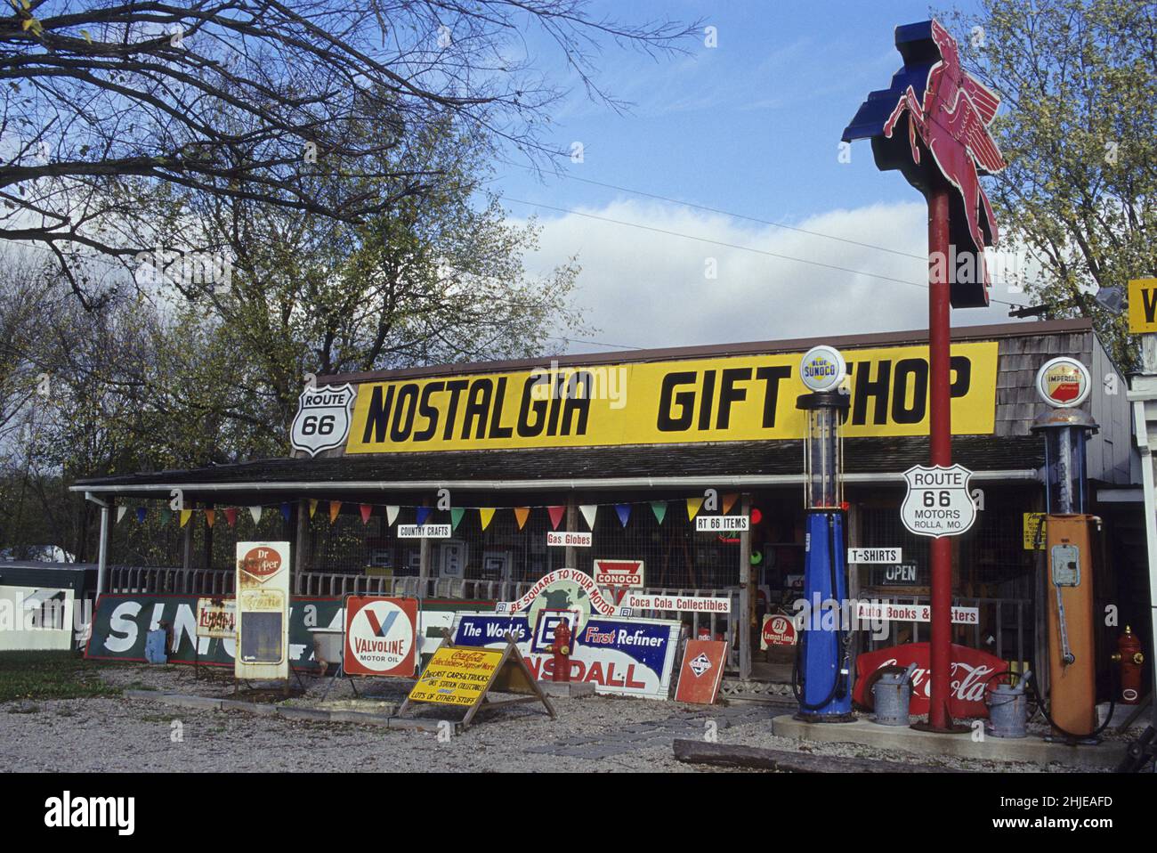 USA MISSOURI MUSEUM GARAGE ROUTE 66 Stock Photo - Alamy